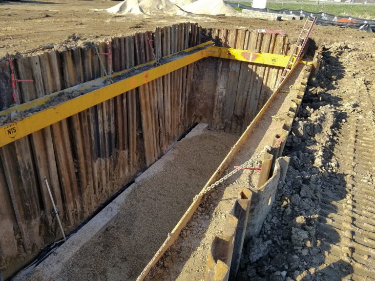Static Brace & Sheeting System Secures a Fuel Tank Installation Project ...